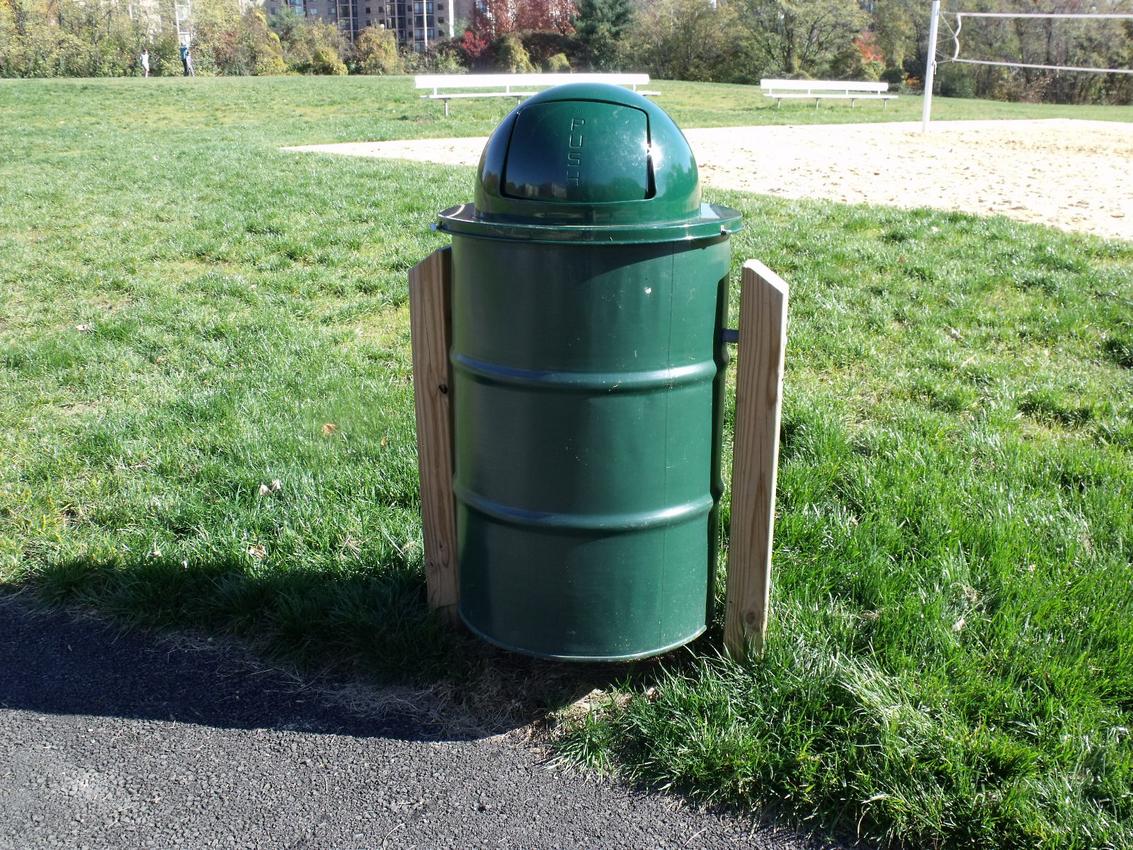 Garbage Receptacle Definition at Albertha Janes blog